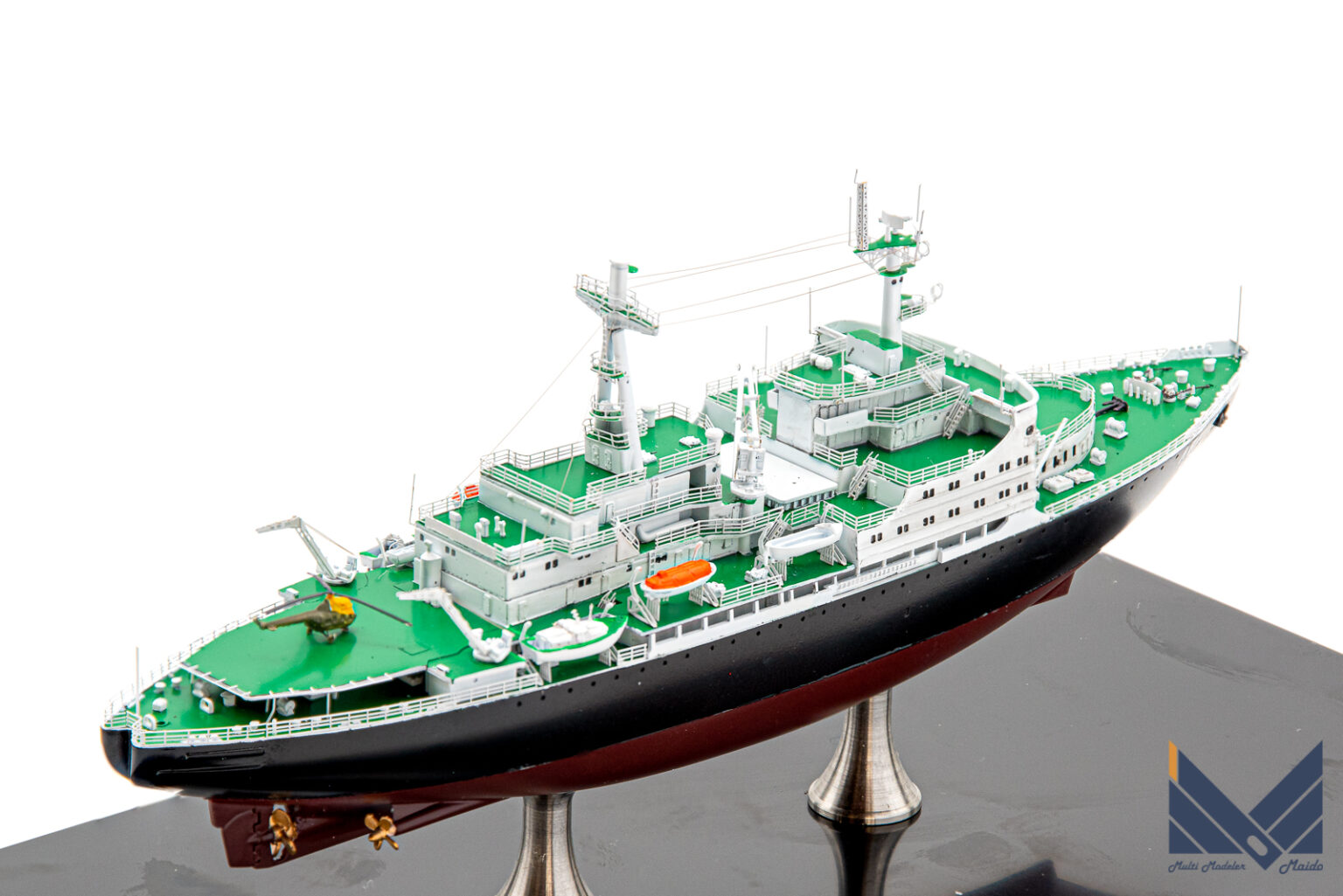 コンブリック 1/700 原子力砕氷船「レーニン」 完成品 COMBRIG USSR Lenin 完成品- 模型工房M