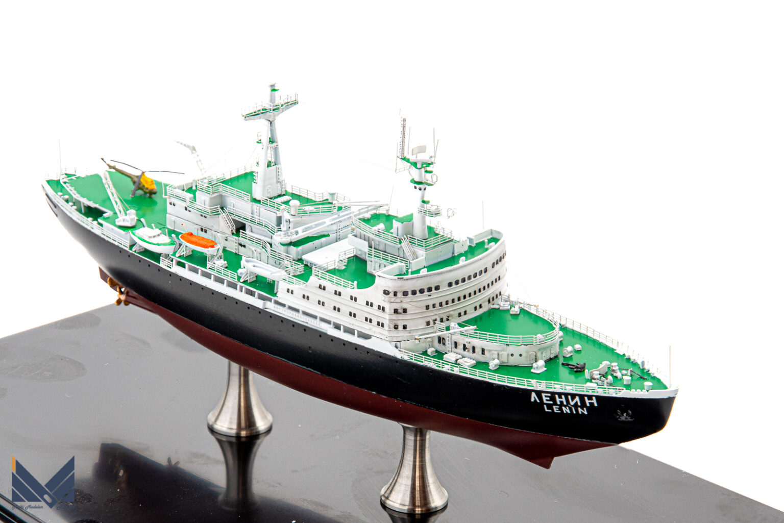 コンブリック 1/700 原子力砕氷船「レーニン」 完成品 COMBRIG USSR Lenin 完成品- 模型工房M