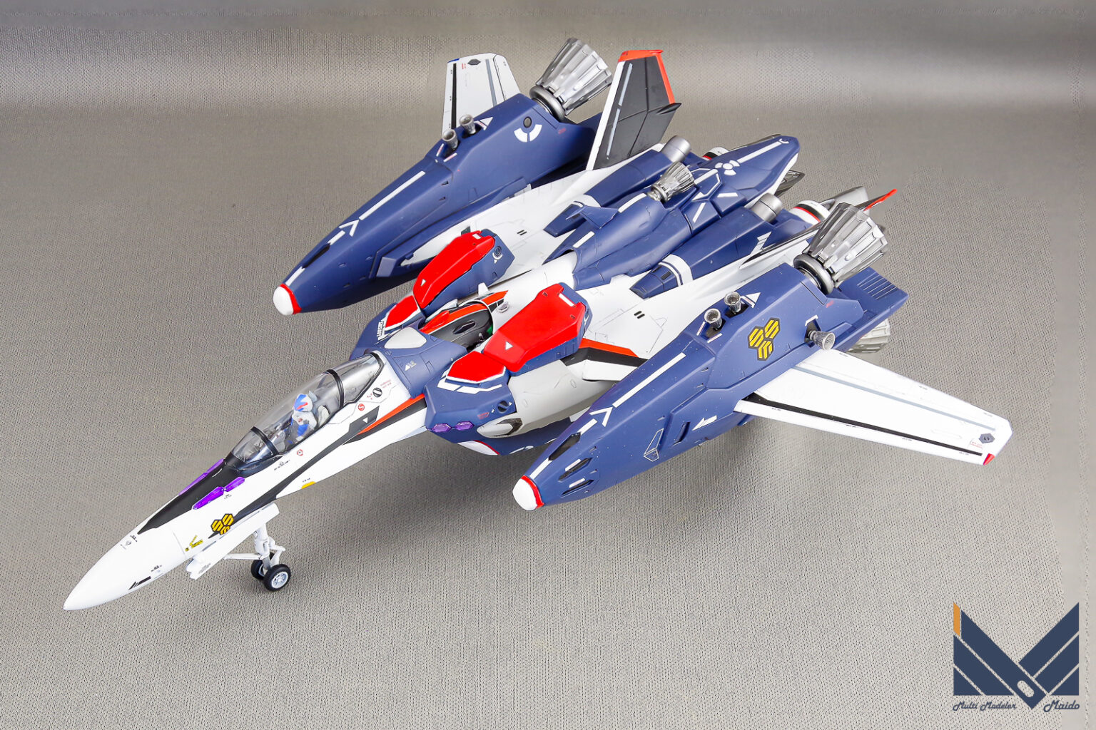 ハセガワ 1/72 VF-25F スーパーメサイア マクロスF 完成品 HASEGAWA MACROSS F - 模型工房M