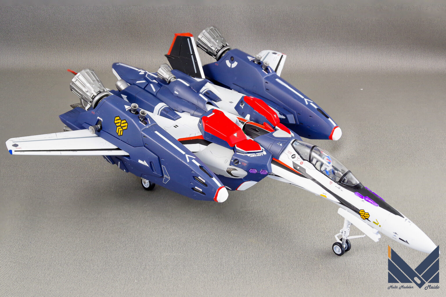 ハセガワ 1/72 VF-25F スーパーメサイア マクロスF 完成品 HASEGAWA MACROSS F - 模型工房M