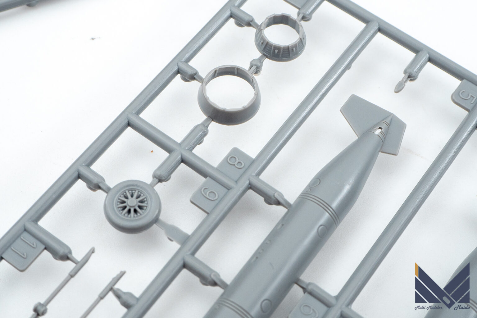 プラッツ 1/72 航空自衛隊 研究機 T-2 CCV キット紹介 | 模型工房M