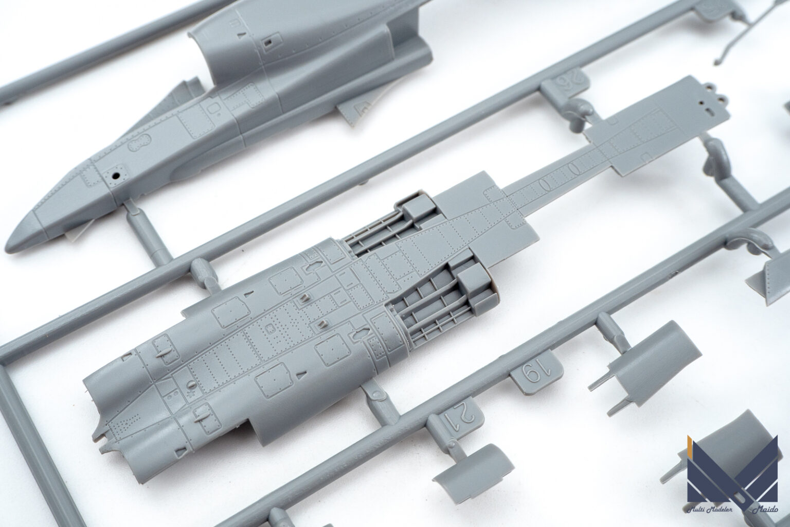 プラッツ 1/72 航空自衛隊 研究機 T-2 CCV キット紹介 | 模型工房M