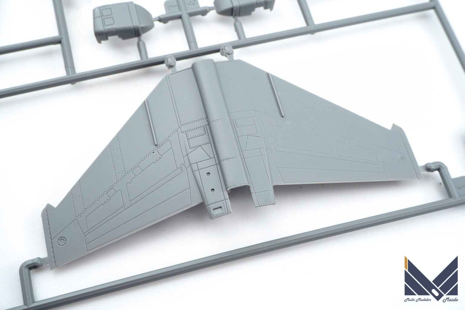 プラッツ 1/72 航空自衛隊 研究機 T-2 CCV キット紹介 | 模型工房M